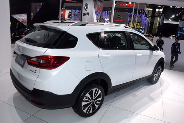 售6.97-8.77万，东风风神AX3今日上市