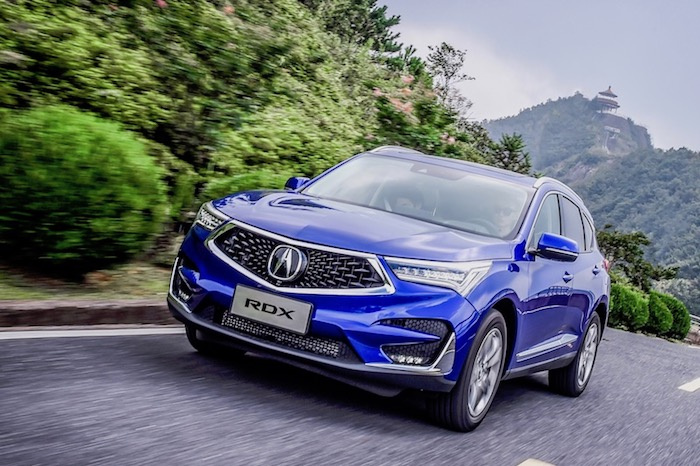 第三代讴歌RDX首试：终于尝到2.0T+10AT！