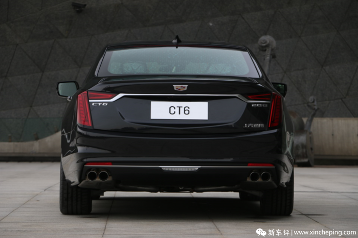 实拍凯迪拉克新款CT6运动版：全新2.0T动力+10AT上阵