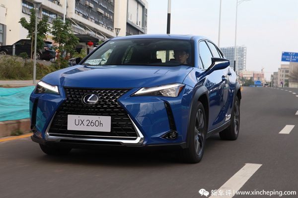 雷克萨斯UX260h首试：来，咱们聊聊它到底贵在哪
