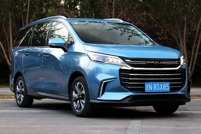 狭路相逢——上汽大通MAXUS G50对比广汽传祺GM6