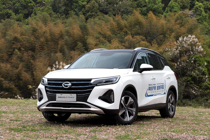 广汽传祺GS4 PHEV首试：主打用车体验的混动系统，值？