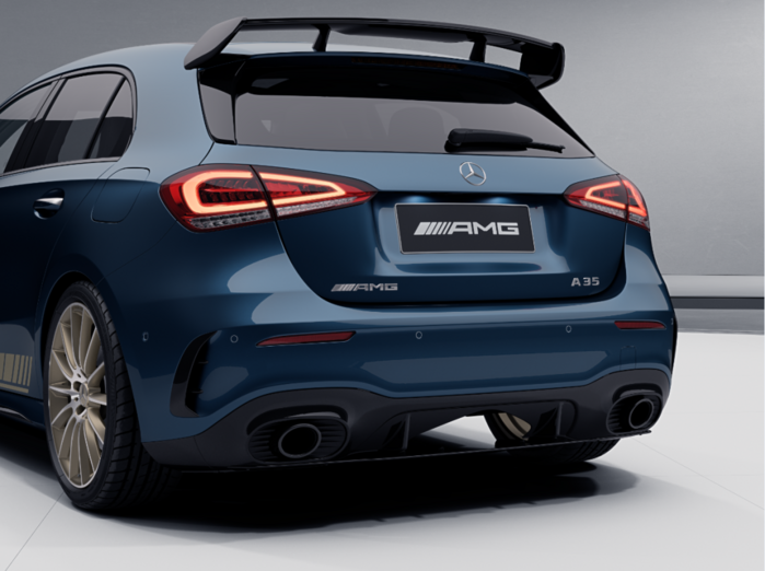 全新进口AMG A35两厢正式上市 售39.98-42.98万