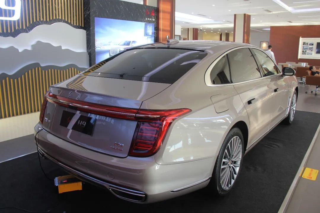 集结号-抢鲜试驾 | 红旗H9能否撼动合资豪华C级车