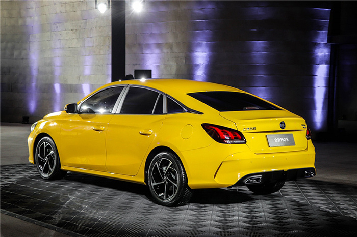 名爵MG5正式上市：精准切入年轻市场，售6.79-9.99万元