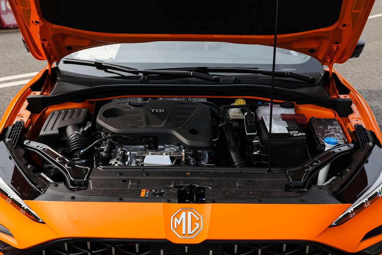 集结号-10万级运动轿跑标杆，第三代MG6PRO上市，9.78万起售