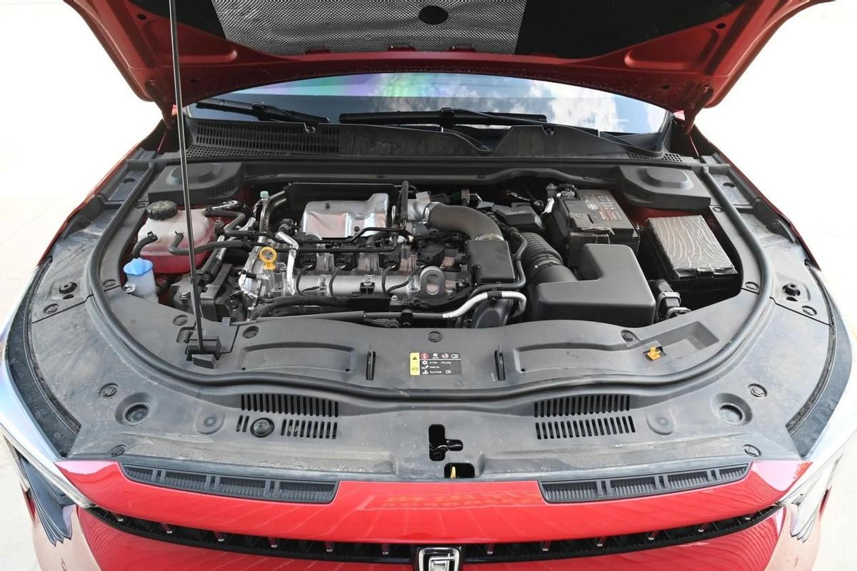 集结号-十来万就能买2.0T+爱信6AT个性SUV，还要什么电动车