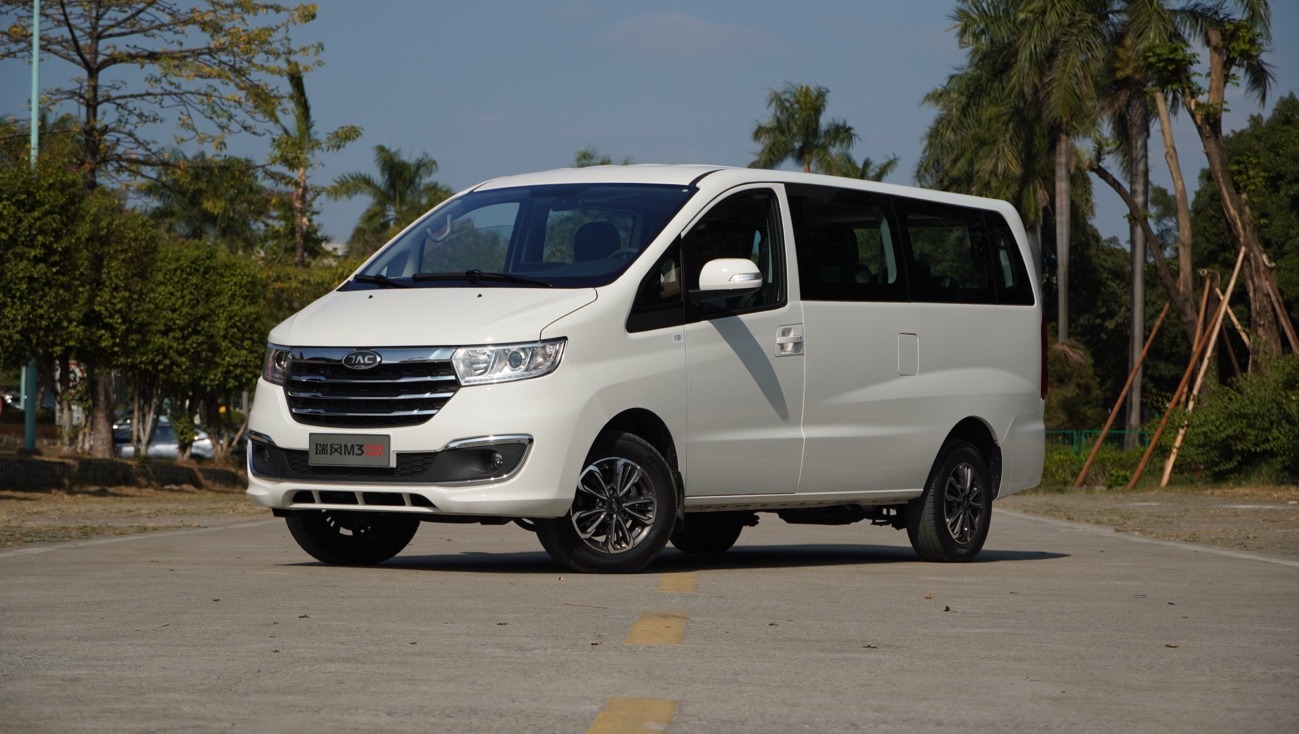 集结号-不仅10万就能入手混动MPV，瑞风M3 PLUS还教你如何月