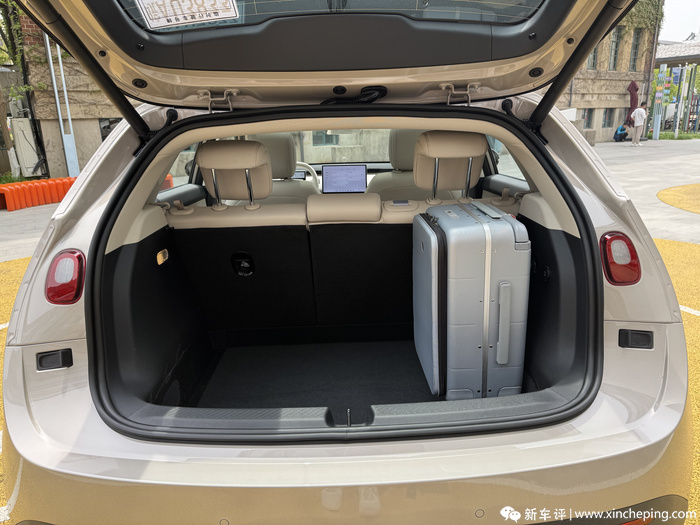 7.98万起！萤火虫推出BaaS电池租用方案，还有付4赠1