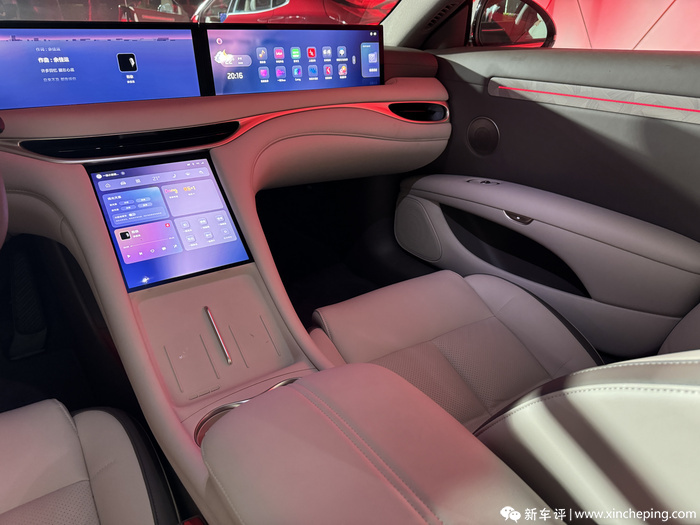 标配800V+后轮转向+激光雷达，全新智己L6预售21.99万起