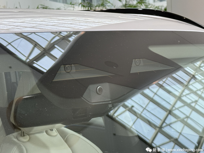 搭第二代Hi4电四驱！限时11.68万起，二代哈弗枭龙MAX上市