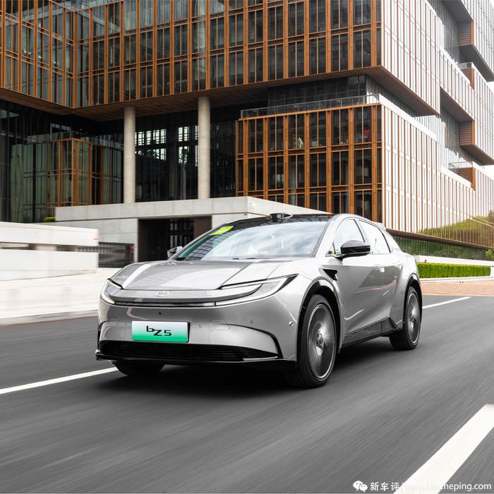 续航550/630km+激光雷达,12.98万起的一汽丰田bZ5怎么买?