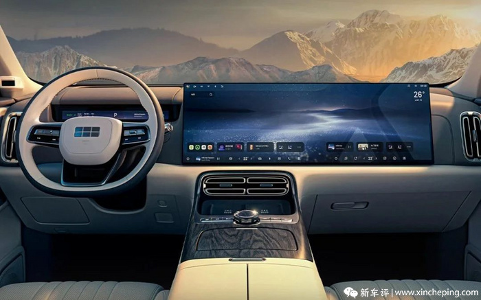 吉利银河M9实拍，1500km续航+4.8L亏电油耗，年内上市