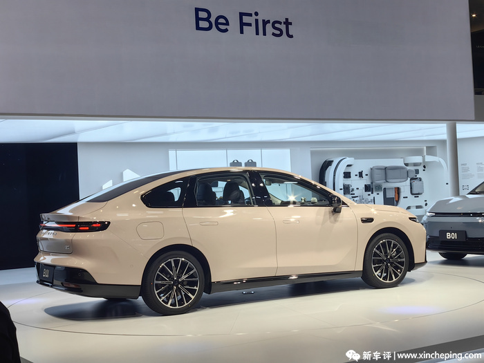 全新蔚来ES8、理想i6、方程豹钛7续航曝光！最高720km